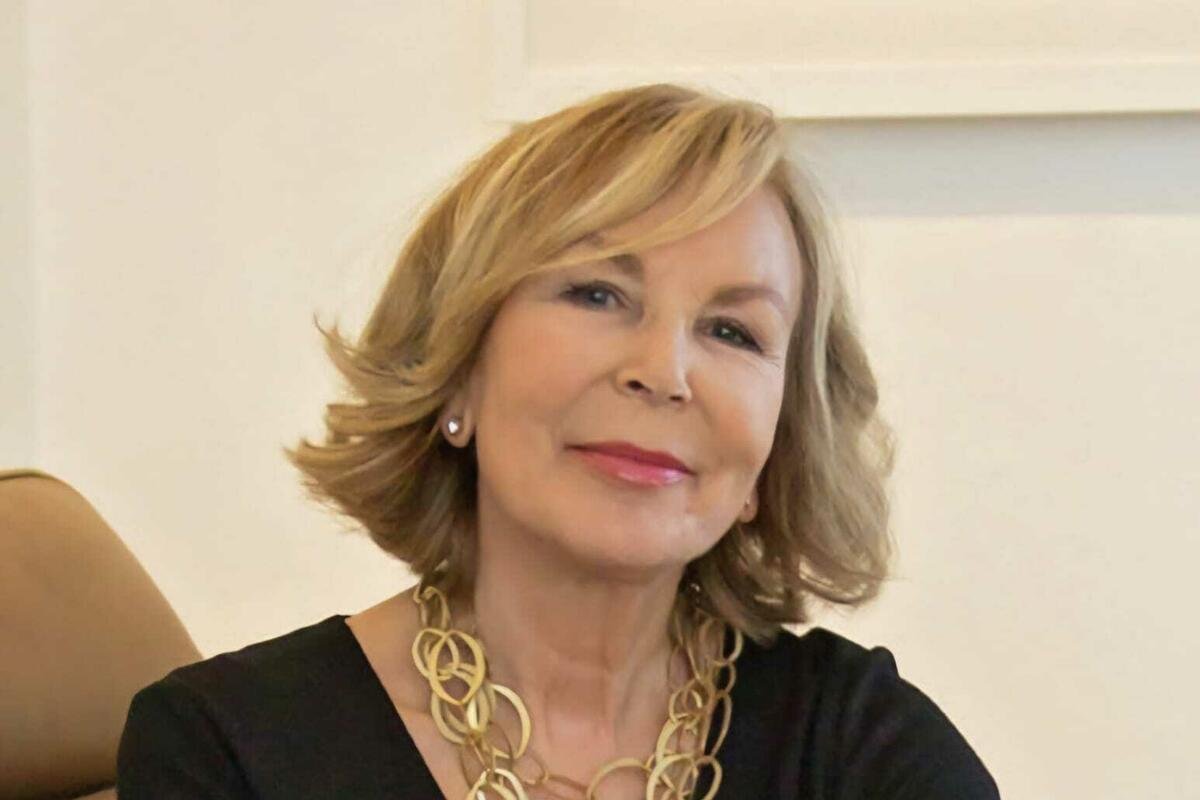 Promocija romana „Nova Nora“ Slavice Perović u Herceg Novom | Herceg ...